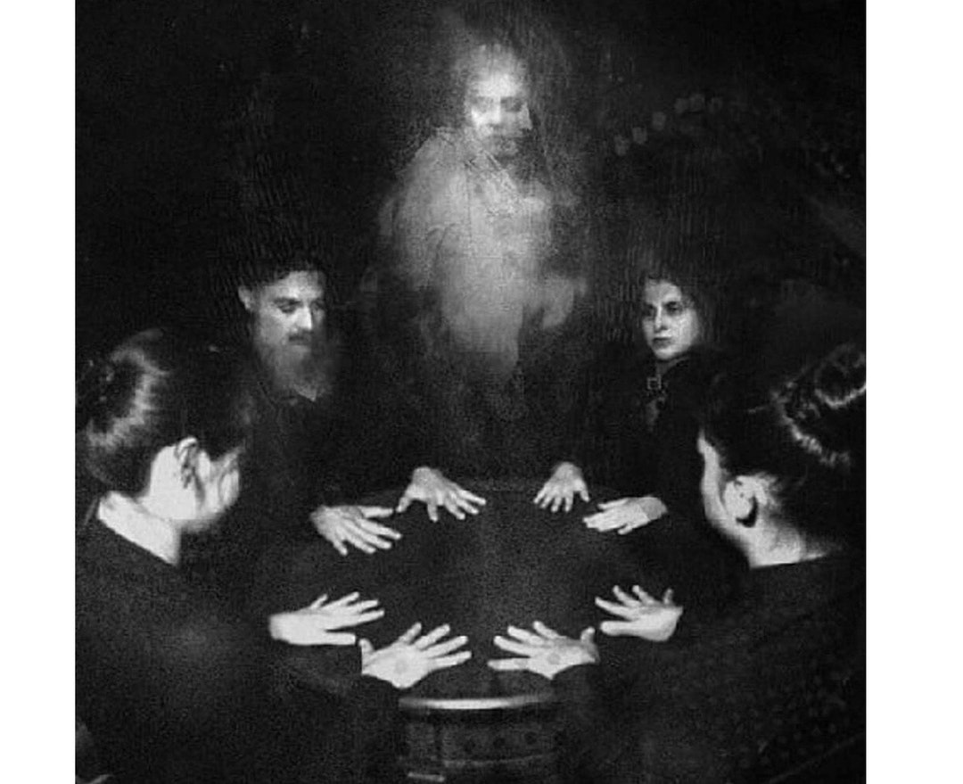 Creepy Ghost Vintage Seance Scary Strange Vintage Photo Spooky Contact ...