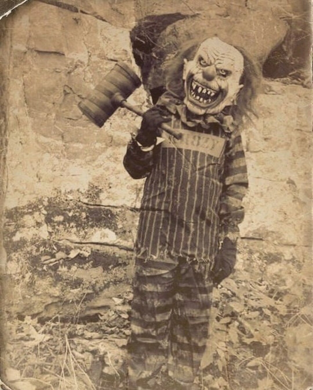 Killer Clown Scary Weird Circus Clown Spooky Creepy Scary Halloween ...