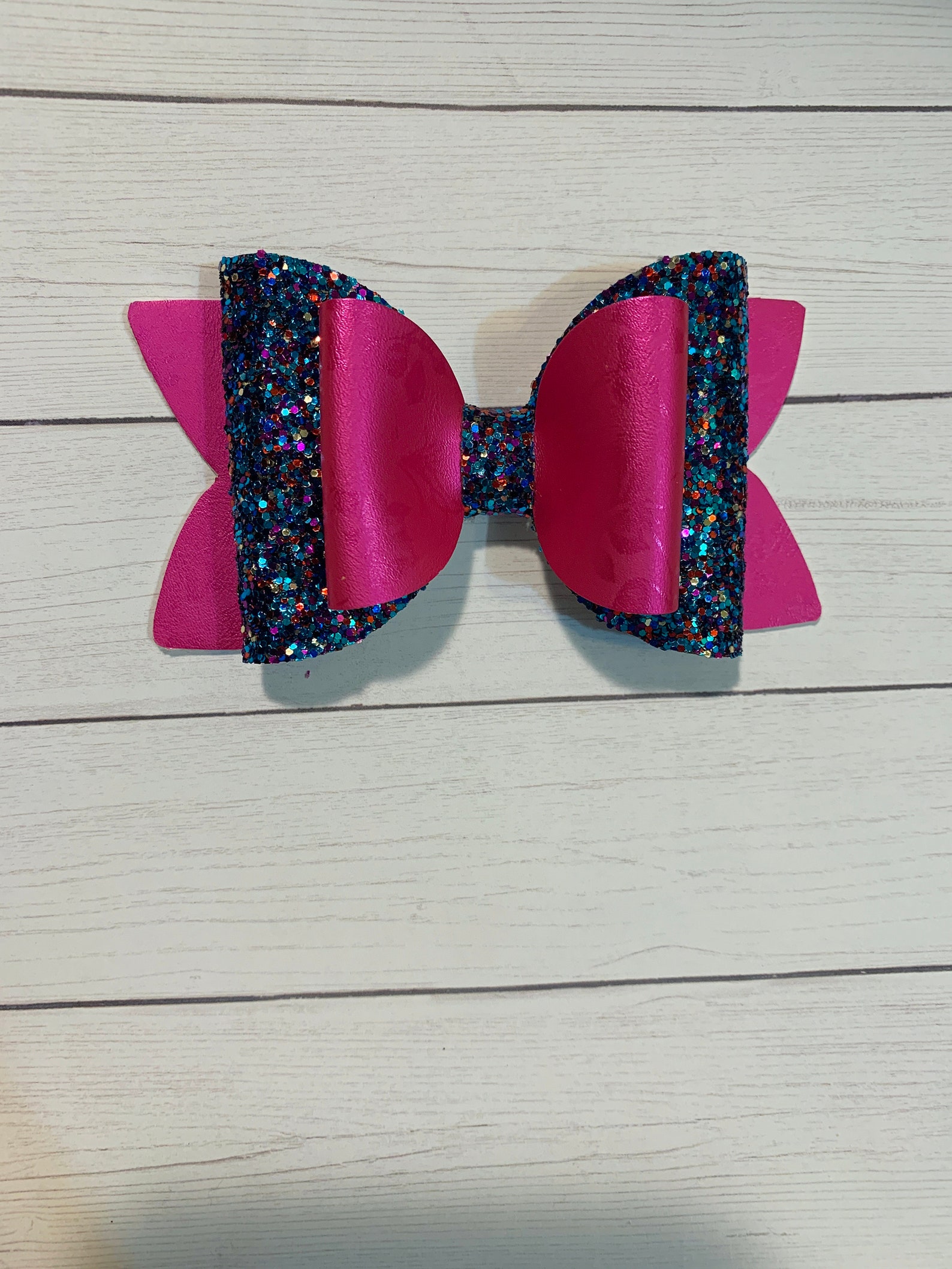 Double Loop Bow Template SVG Digital Cut Files for Cricut, Silhouette ...