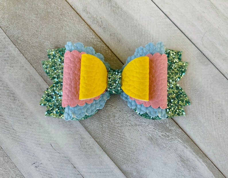 Spring Bow SVG Triple Loop Scalloped Bow SVG Template Bow - Etsy