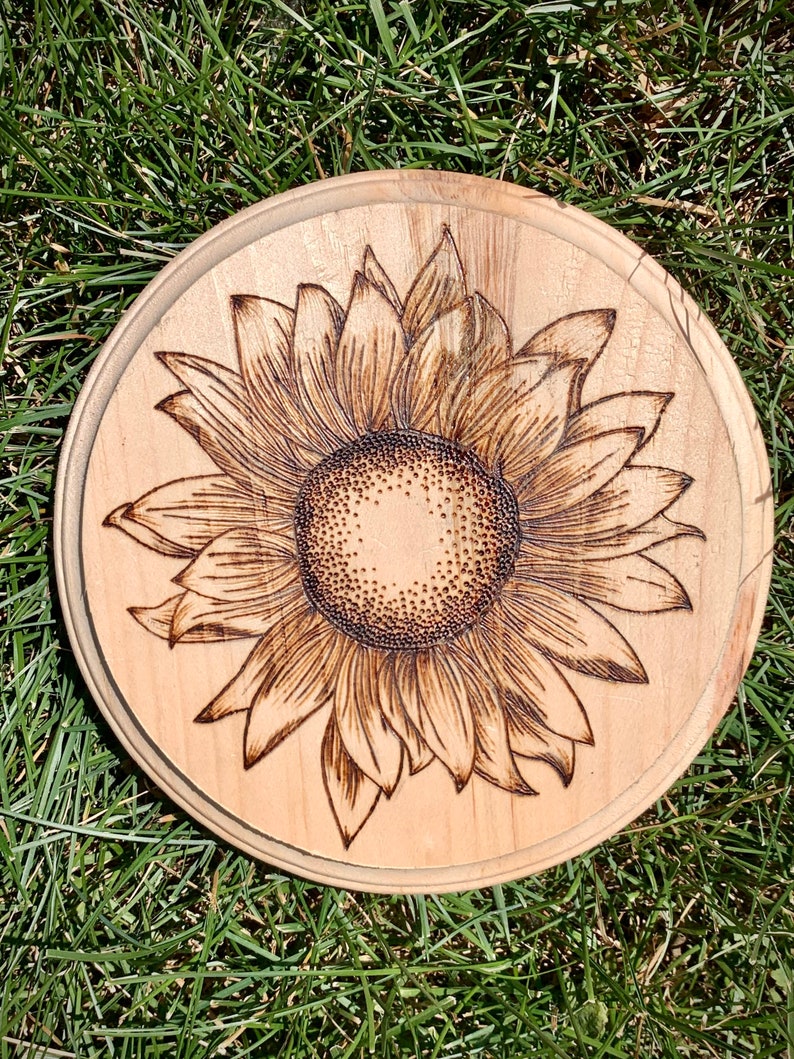Woodburned Sunflower Piece-floral Pyrography Round Wooden - Etsy