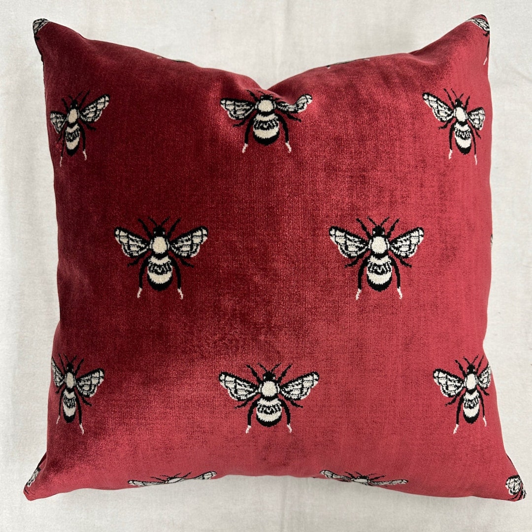 Bumble Bee Pillow Cover-velvet Bee Pillow-bee Pillow-velvet Pillow ...