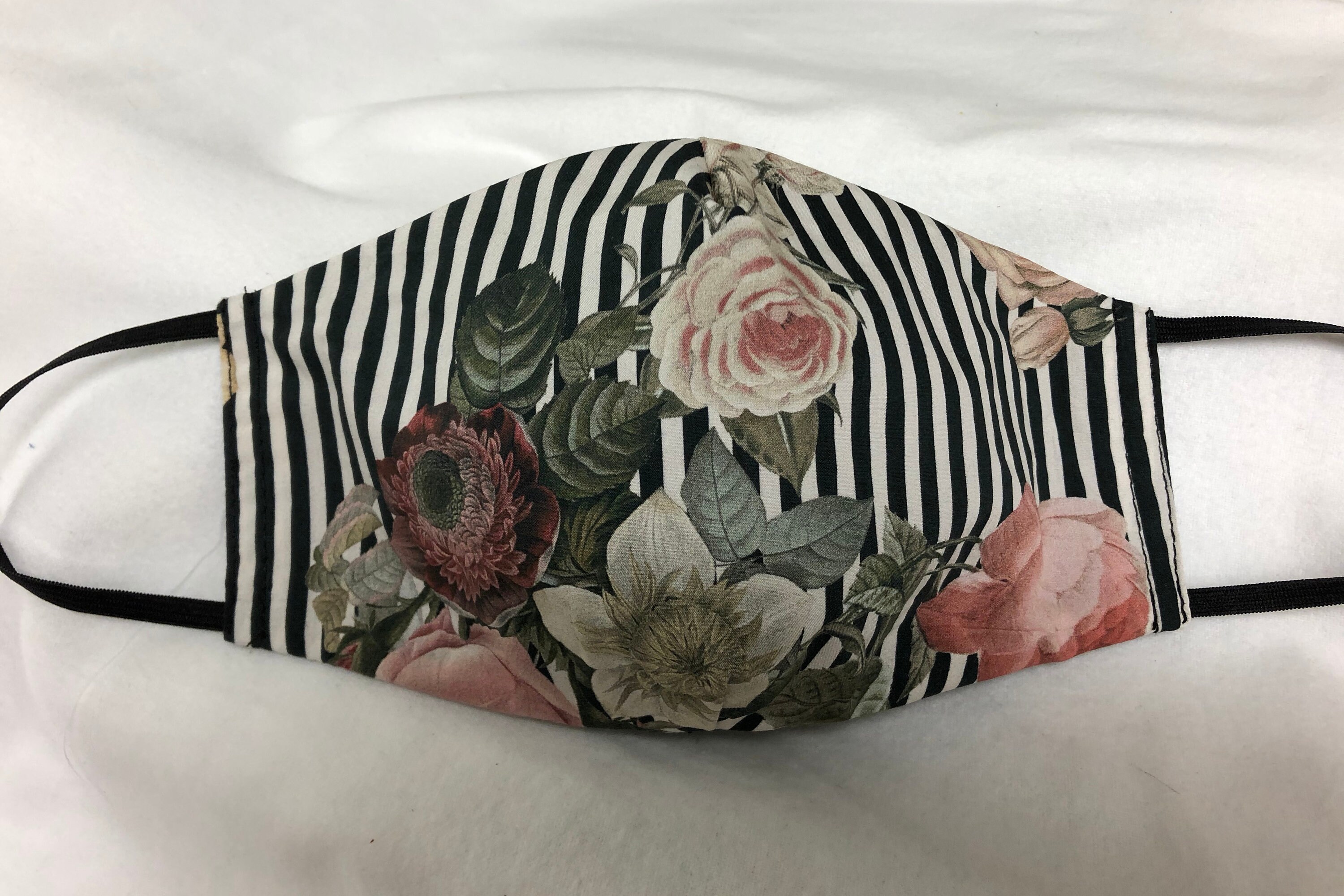 Black and White Stripe Mask-roses Face Covering-filter - Etsy