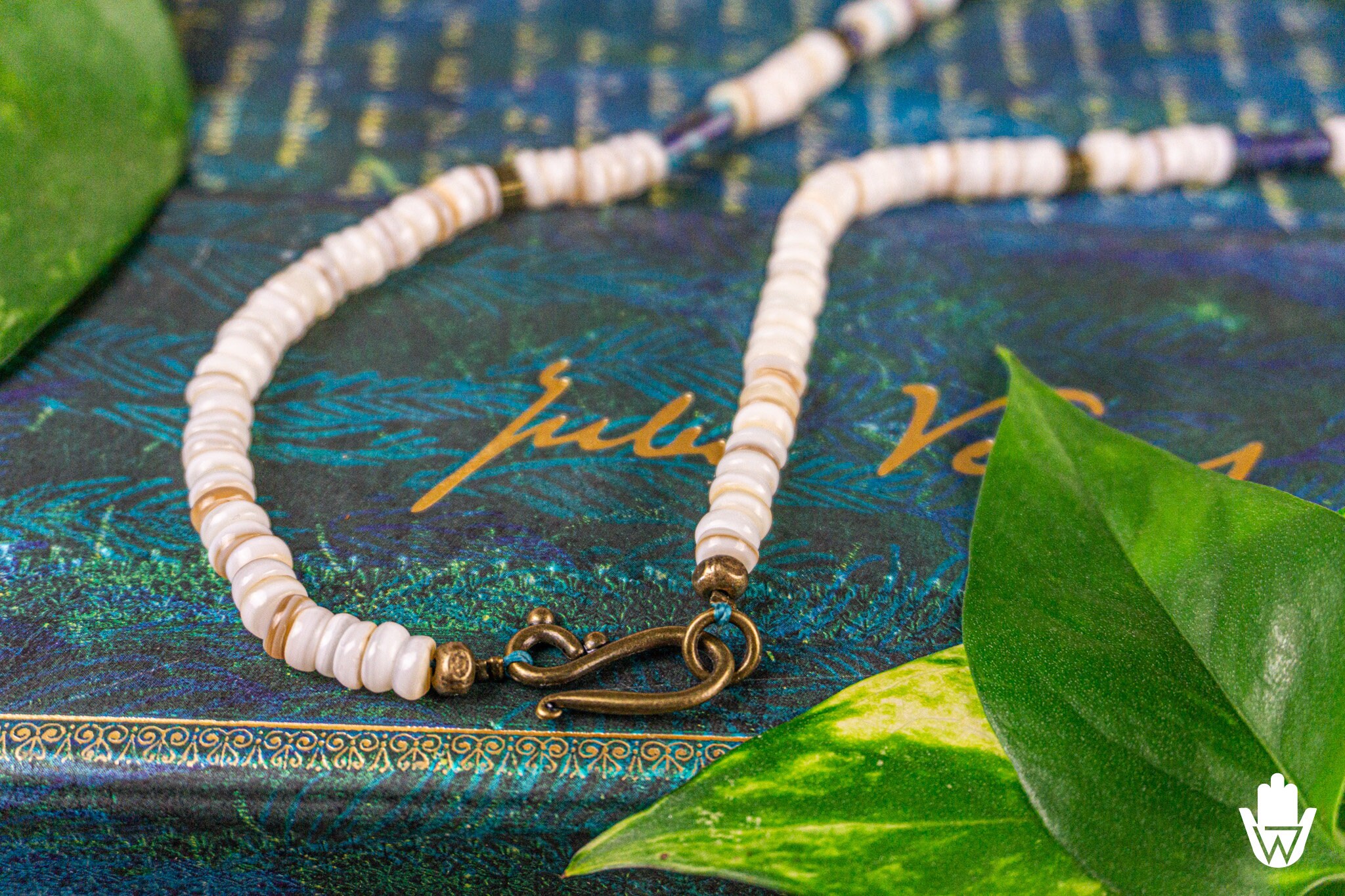 White Seashell Disc Beads Choker Necklace for Men- Mens Summer Ocean ...