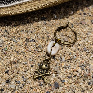 Seashell Skull Pirate Earring for Men - Single Hoop Alternative Earring ...