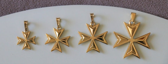 18ct 18k 750 Yellow Gold Maltese Cross Pendant Charm From - Etsy