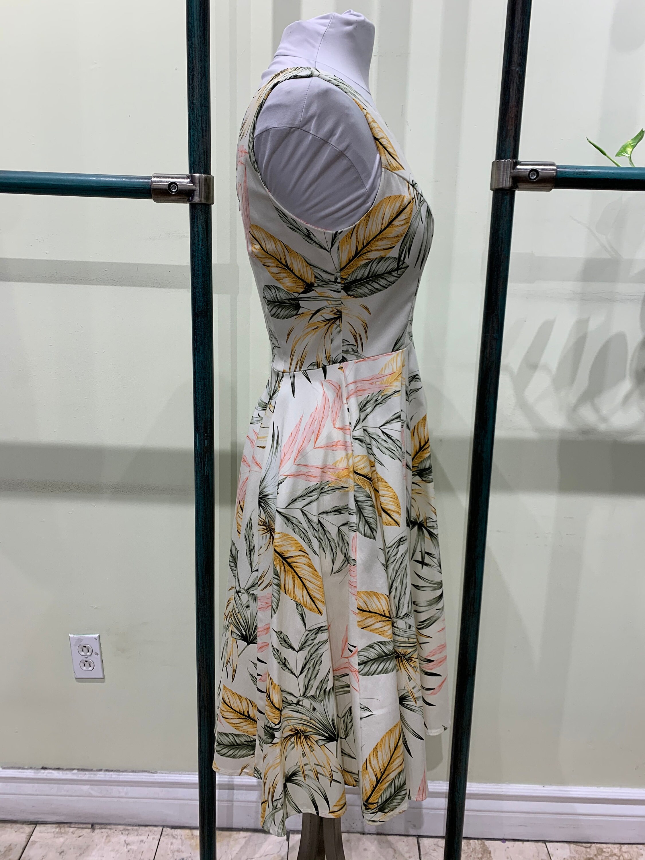 Eva Rose Multicolor Leaf and Branch Floral Print V-neck Fit - Etsy