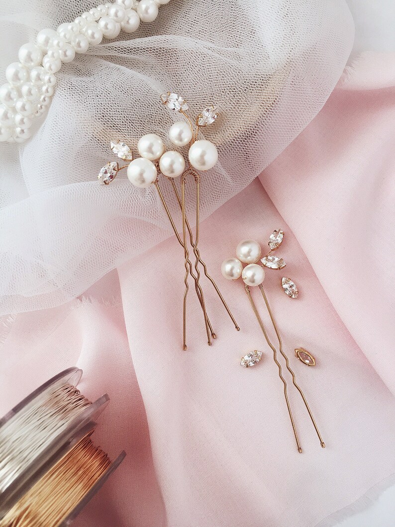 Bridal pearl hair pins Set of 3 Wedding hair pins Pearls hair | Etsy