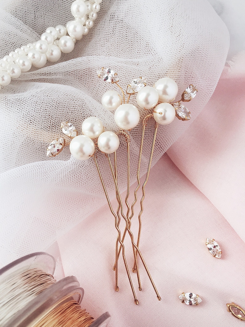 Bridal Pearl Hair Pins Set Of 3 Wedding Hair Pins Pearls Hair Etsy Uk