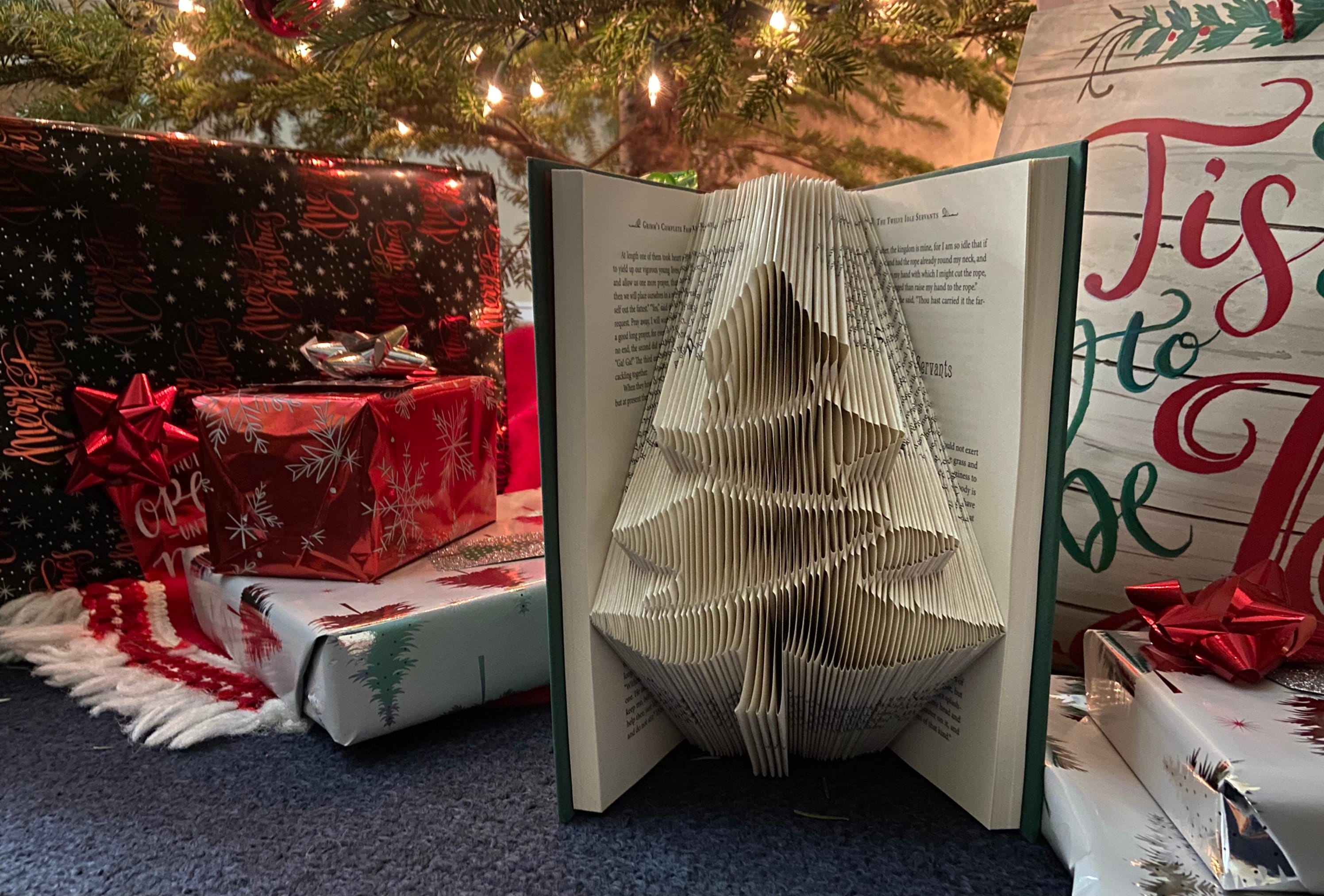 Christmas Tree Folded Book - Etsy
