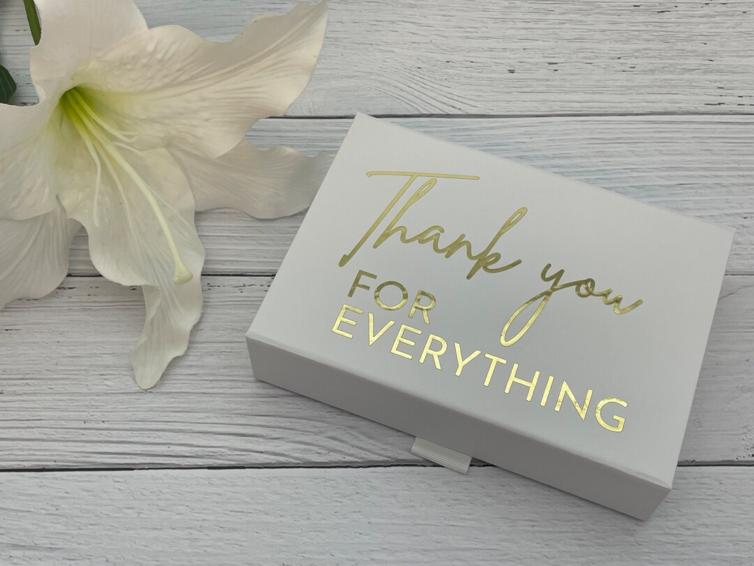 White A6 Shallow Personalised Gift Boxes Gift Boxes With Lid and Ribbon ...