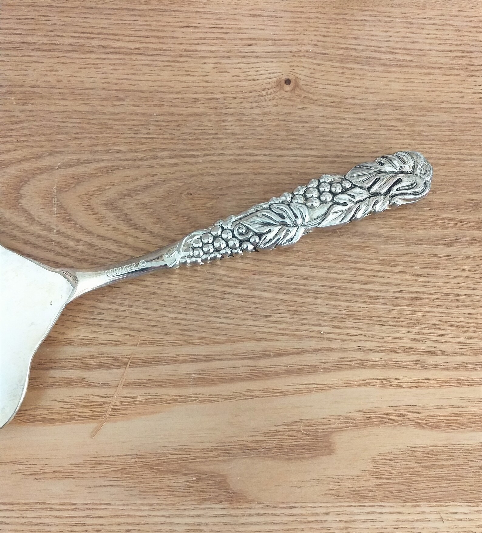 Vintage GODINGER SILVER PLATE Pie/cake Server With Grape - Etsy