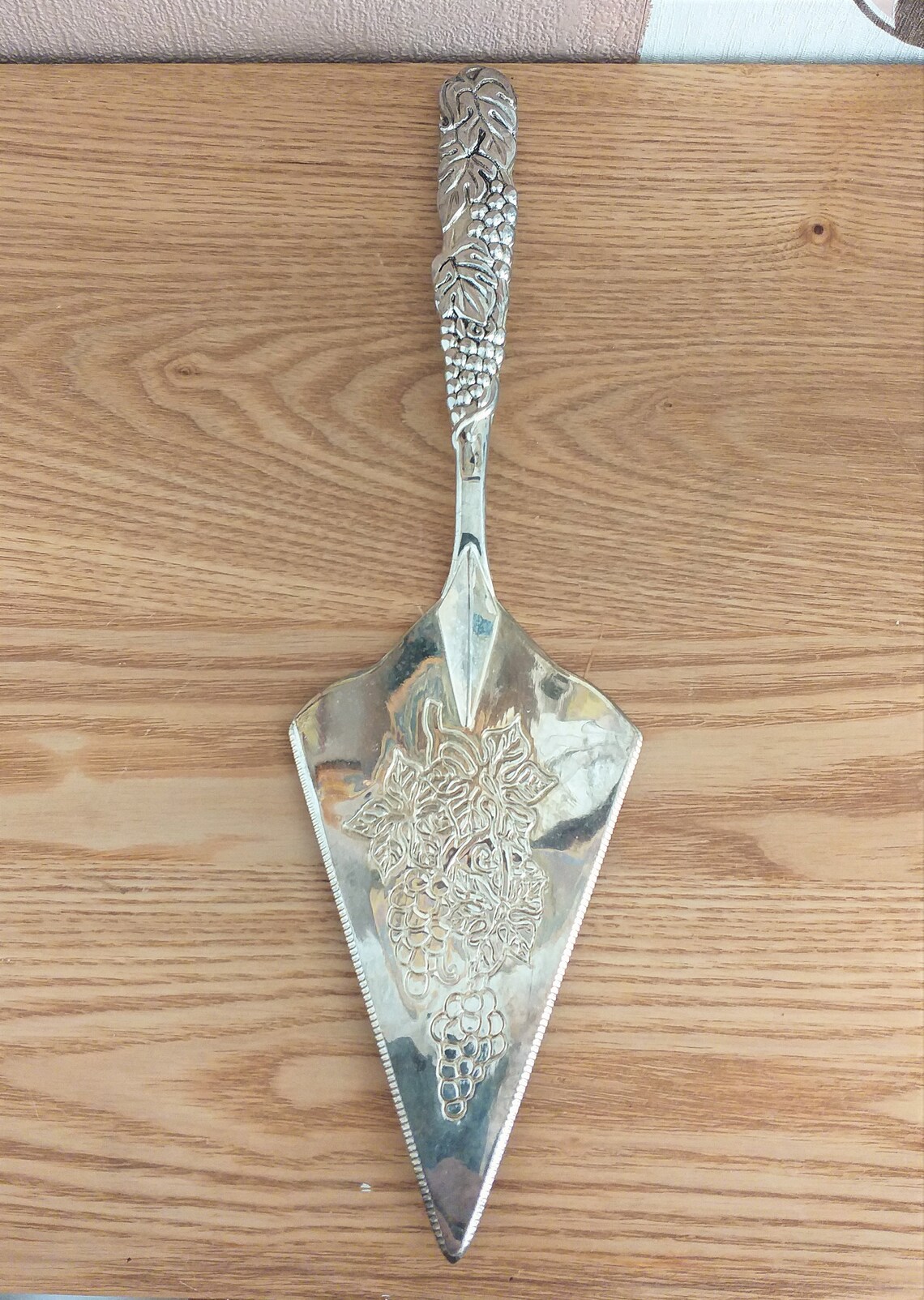 Vintage GODINGER SILVER PLATE Pie/cake Server With Grape - Etsy