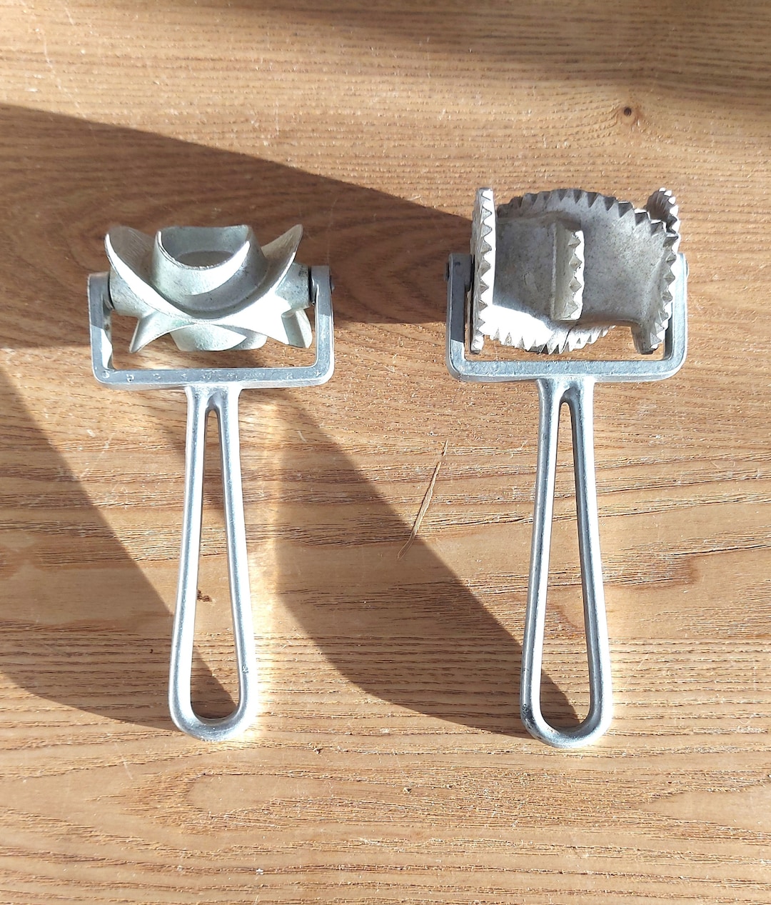 Vintage HOYANG Aluminium Cookie Wheel SET 2, Vintage Kitchen Element ...