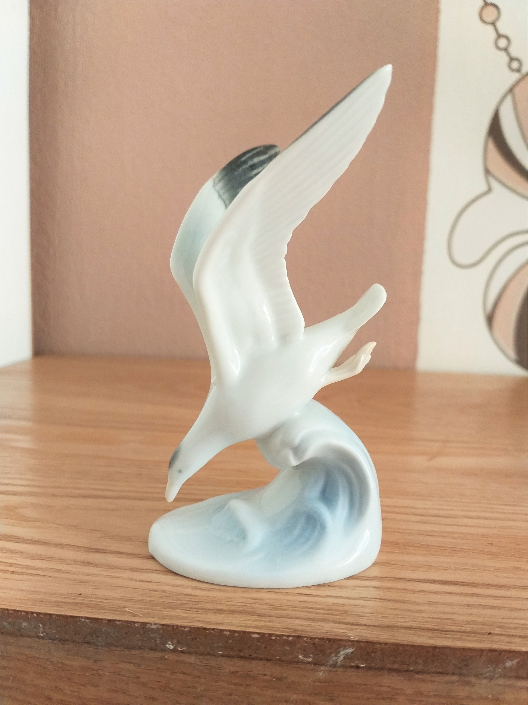 Vintage GDR Porcelain Sea Gull Figurine, With JLMENAU Mark, Germany ...