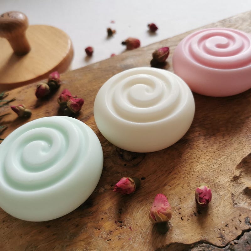 Oatmeal and Aloe Soap - Etsy UK