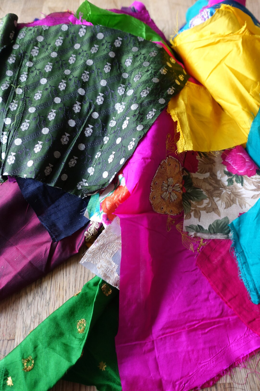 Mixed Vintage Recycled Reclaimed Sari Saree Fabric Scrap Boho Silk Junk ...