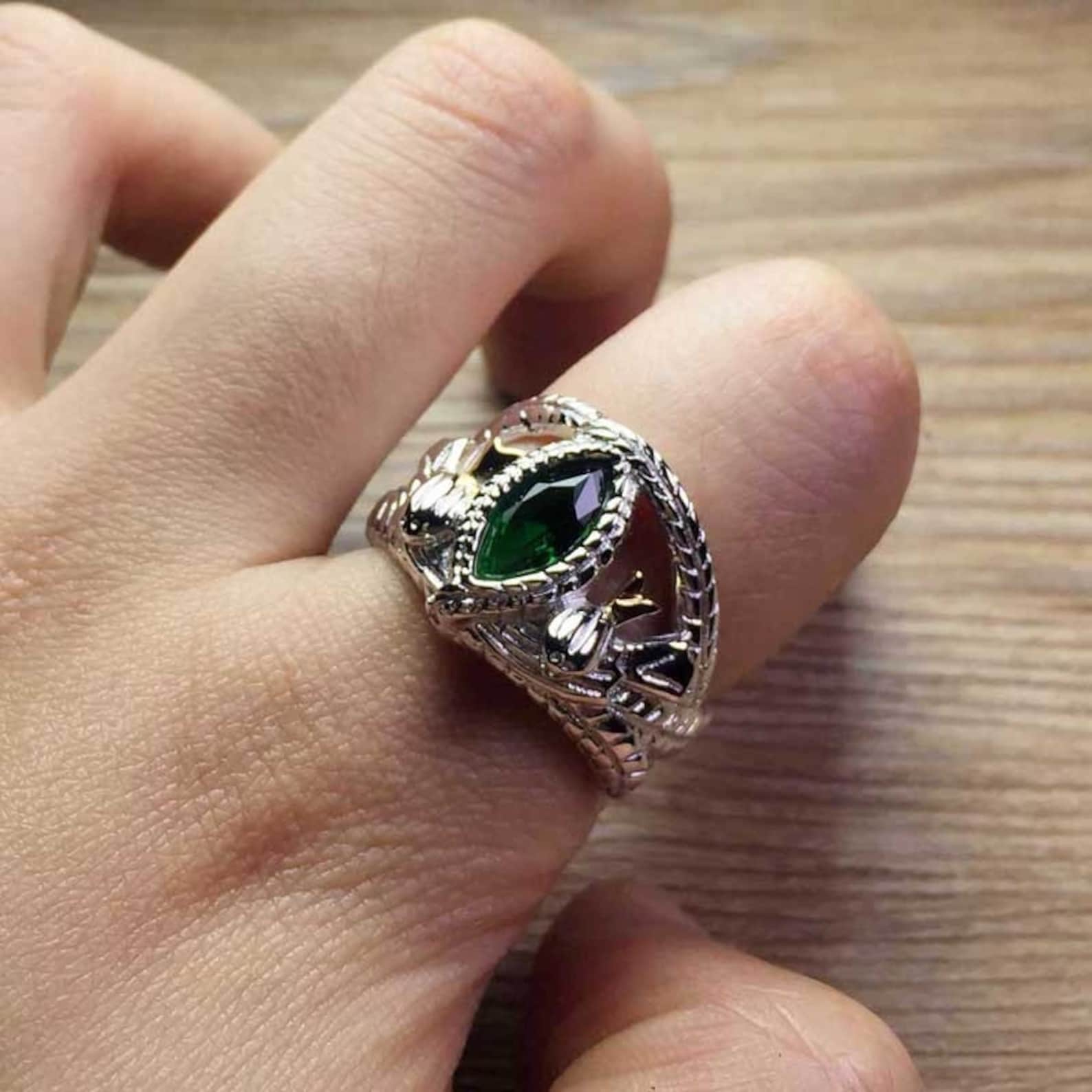 Aragorns Ring Barahir Lord of the Rings Barahir Ring of - Etsy UK