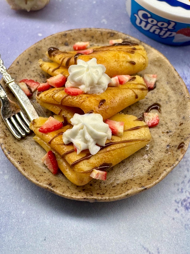 Miniature Crepes With Strawberry & Chocolate Topping - Etsy