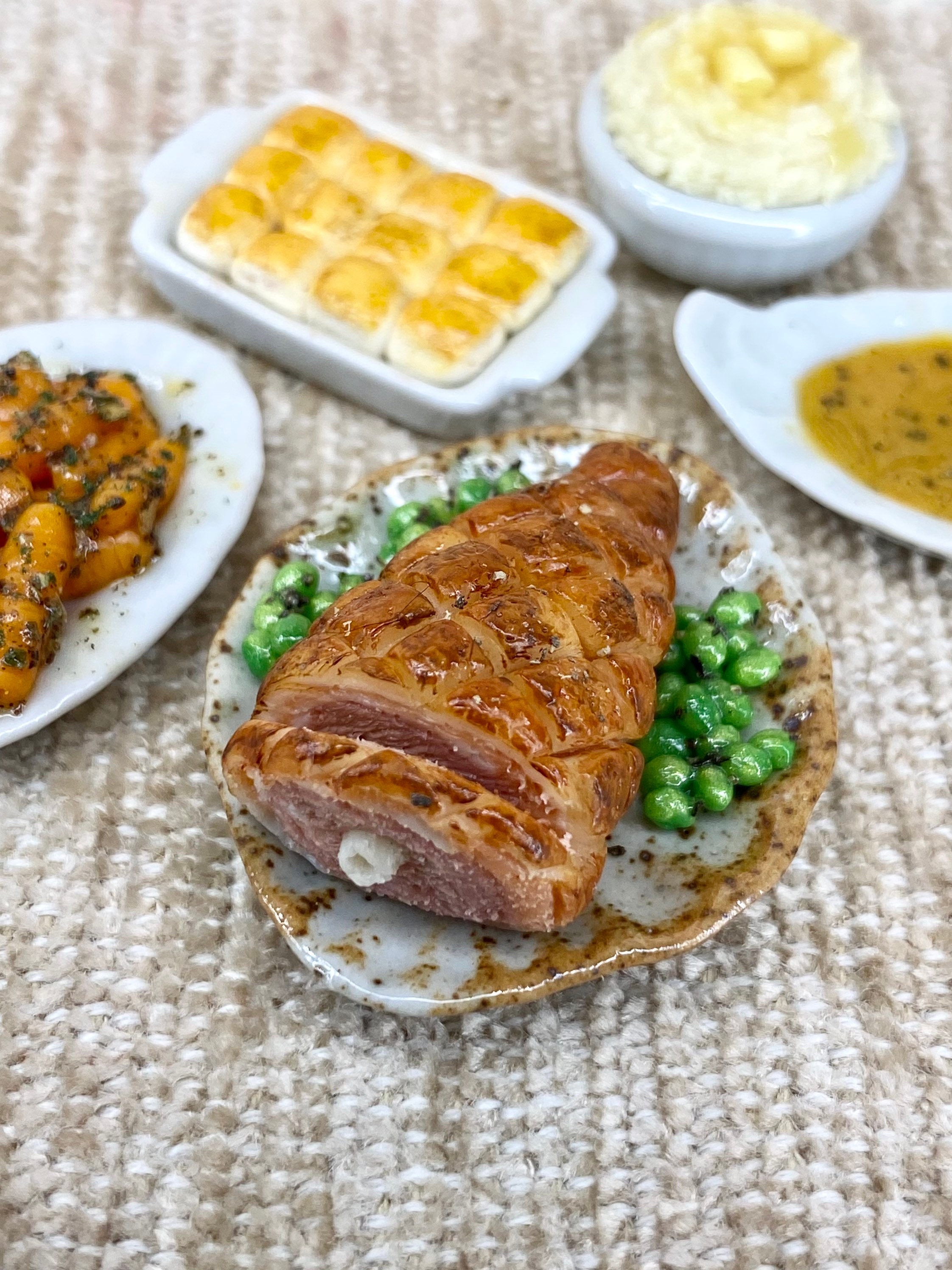 Holiday Dinner Ham, Potatoes, Carrots, Rolls & Gravy - Etsy