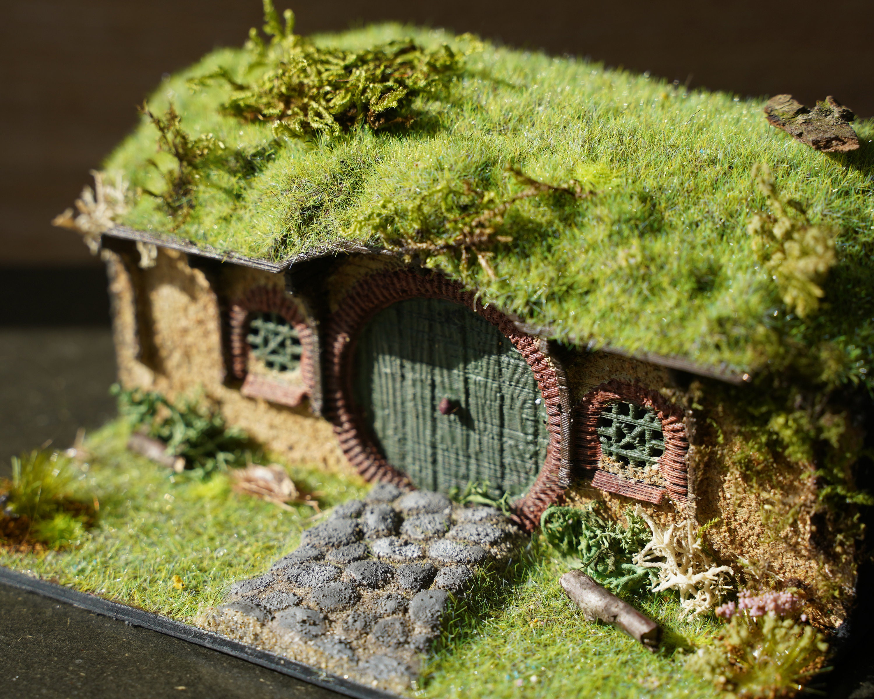 Hobbiton Hole Fantasy Diorama Book Nook Flowers Nature - Etsy