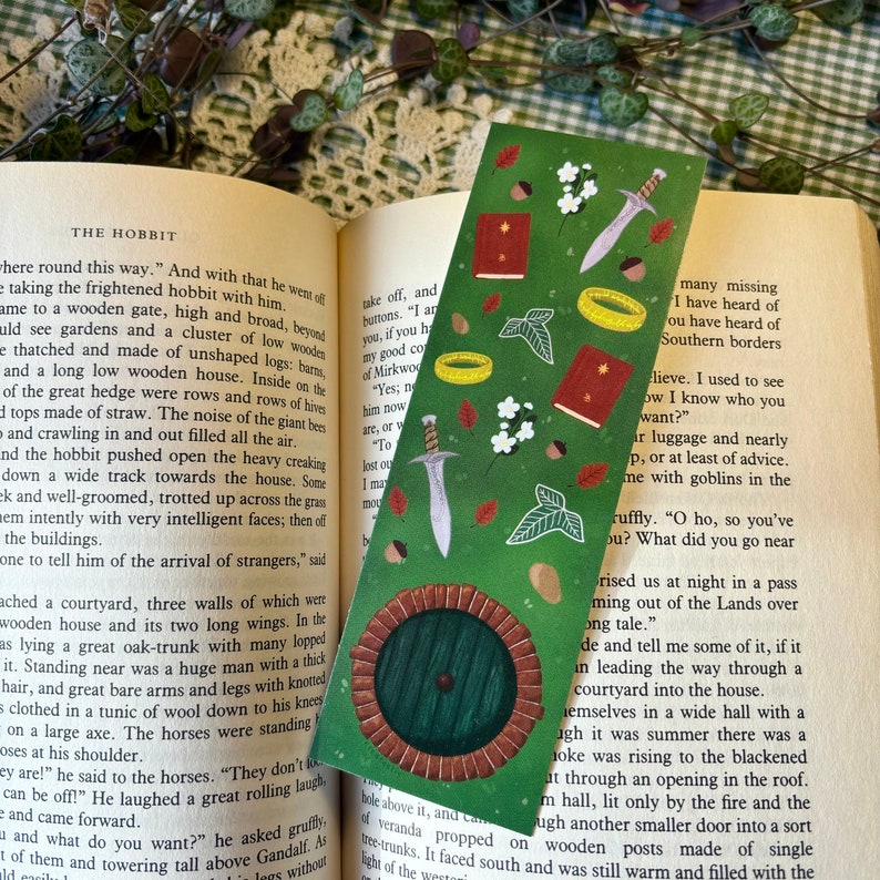 Hobbit Core Bookmark / Tolkien / Fantasy / Frodo & Bilbo - Etsy