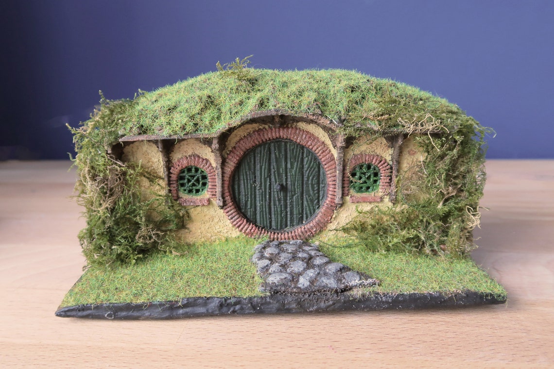 Hobbit Hole Diorama DIY Kit Hobbiton Gift Geek Creative | Etsy