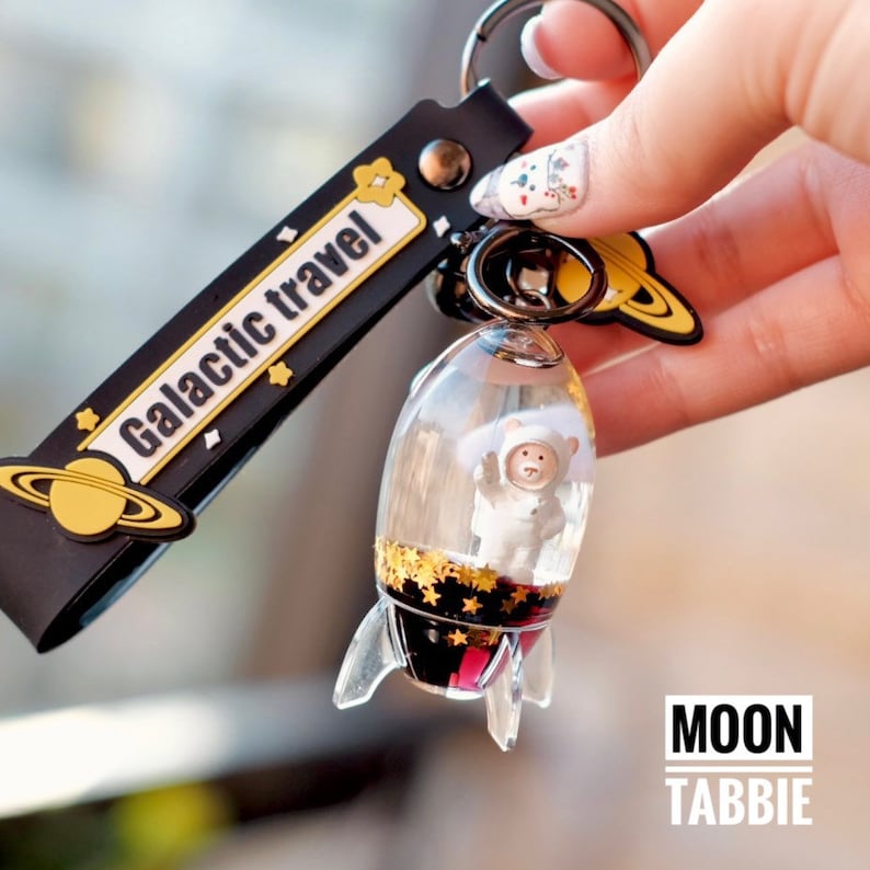 Astronaut Liquid Keychain Boba Keychain Quicksand Keychain - Etsy