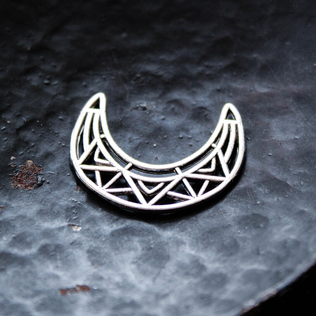 Geometric Crescent Moon Link Connector in Silver Alloy - Etsy