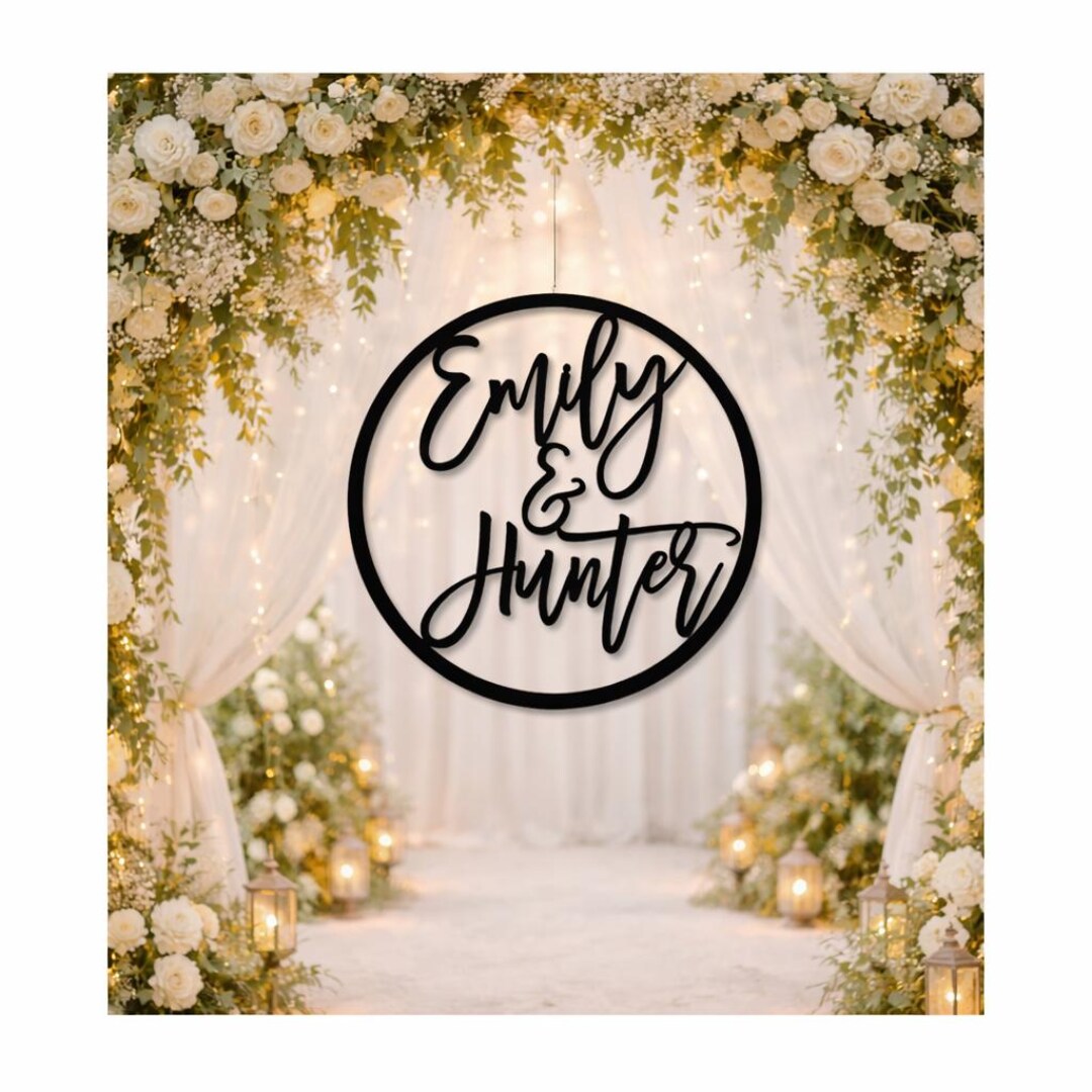 Custom Round Name Sign | Wedding Backdrop Couples Sign | Large Custom ...