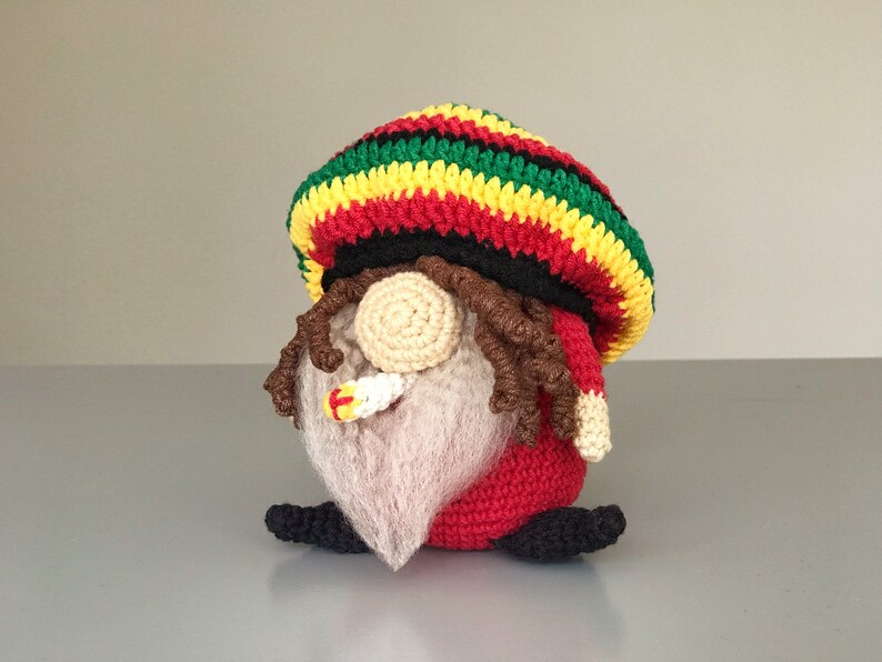 Crochet Rasta Gnome Pattern PDF Smoker Amigurumi Pattern Green - Etsy