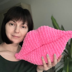 Crochet Giant Lips Pattern PDF Crochet Lips Pillow Pattern Crochet ...