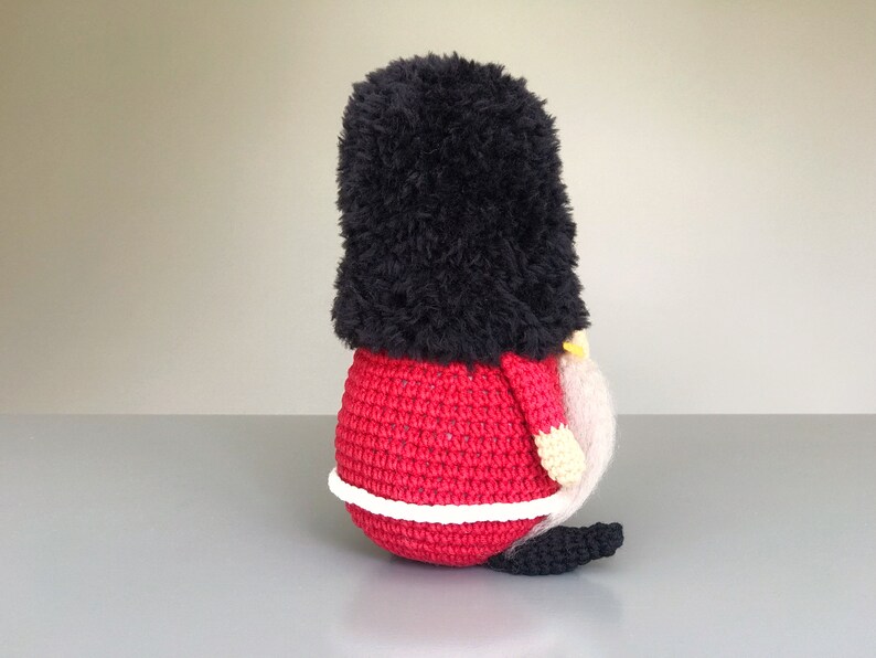 Crochet Queen's Guard Gnome Pattern PDF Royal Guard Amigurumi Guard ...