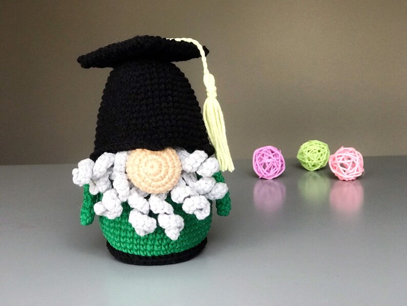 Graduate Gnome Pattern PDF Graduation Diy Gift Alumnus Gnome Graduate ...