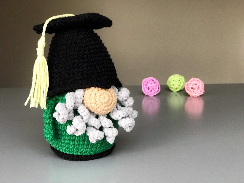Graduate Gnome Pattern PDF Graduation Diy Gift Alumnus Gnome Graduate ...