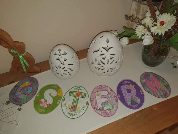 Die Monstis ITH Wimpelkette Frohe Ostern 11 Buchstaben in 3 | Etsy