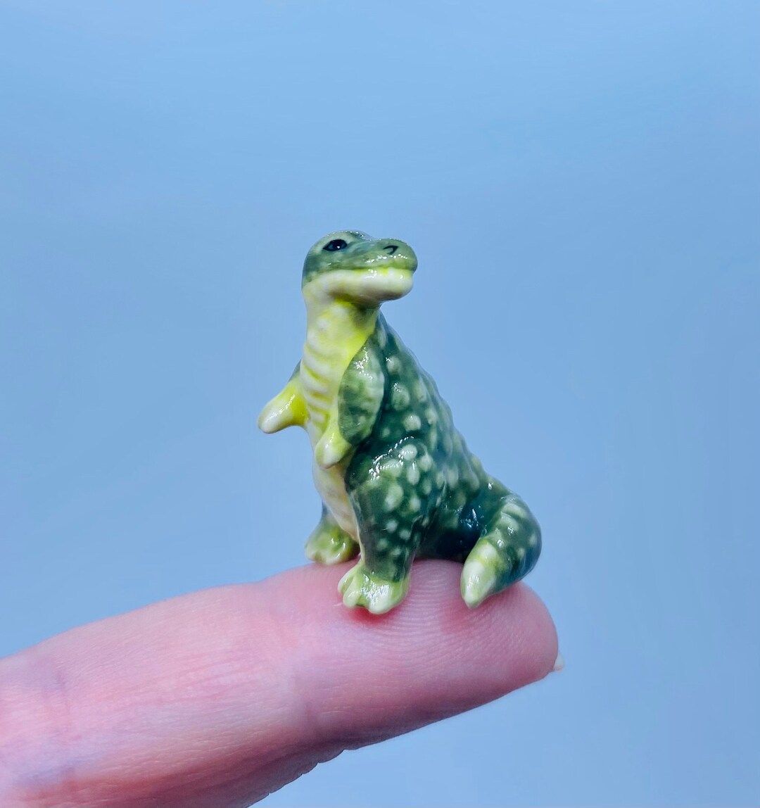 Miniature T-rex Tyrannosaurus Rex Dinosaur Hand Painted - Etsy