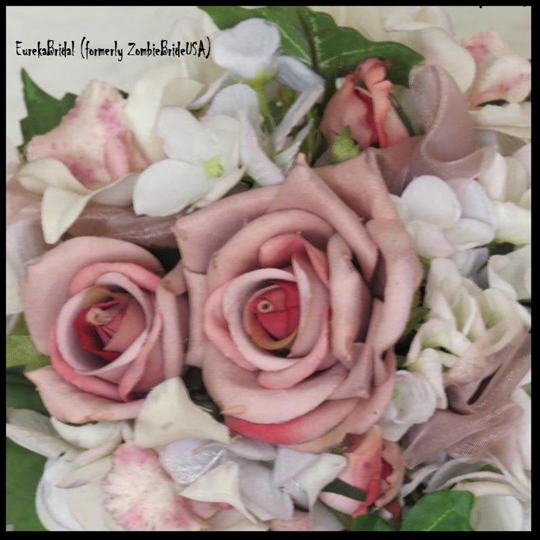Dead Bride Bouquet, Tim Burton Corpse BRIDAL BOUQUET Grayish Pink Roses ...