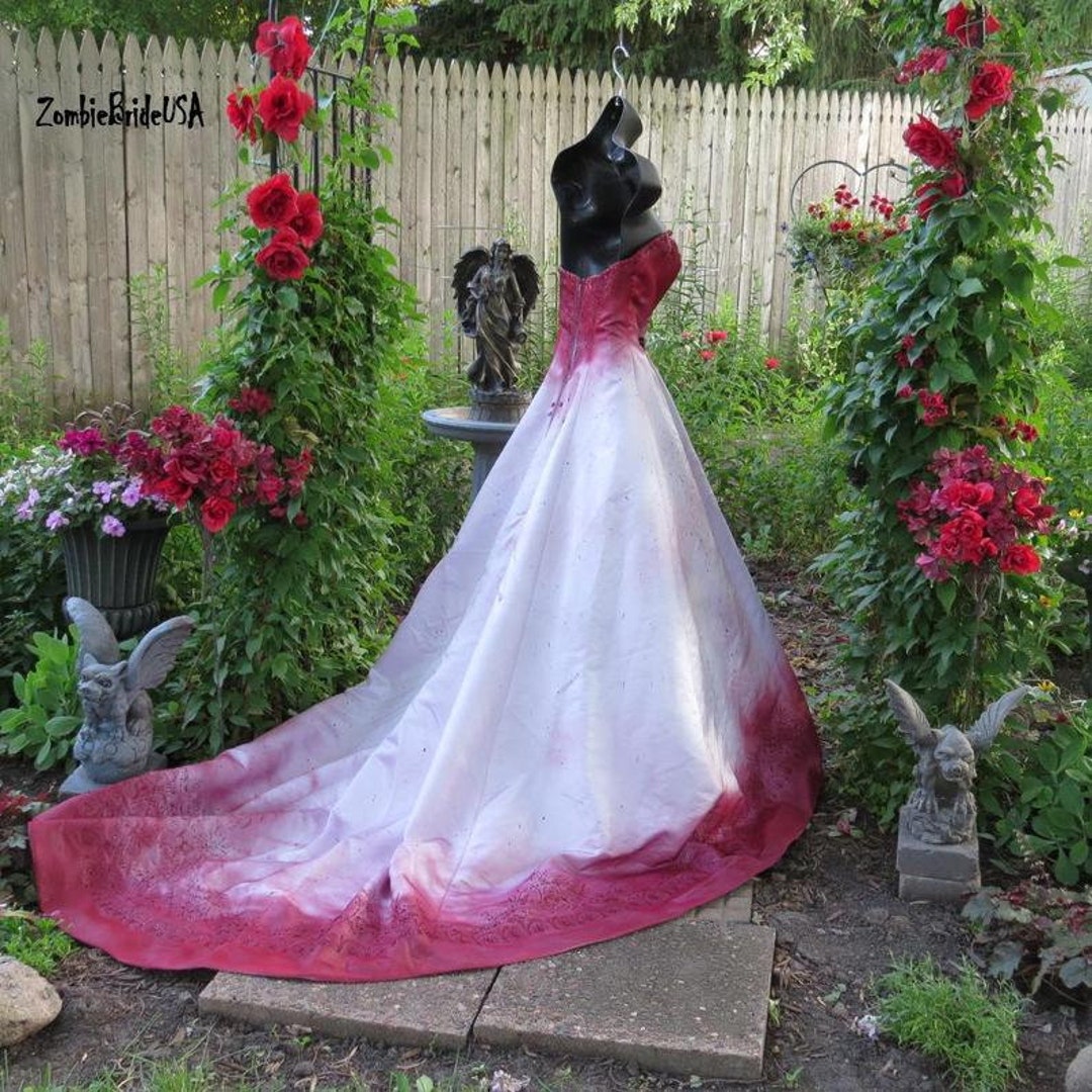Bloody Bridal Gown, Zombie Wedding, Dead Bride Costume, HALLOWEEN Bride ...