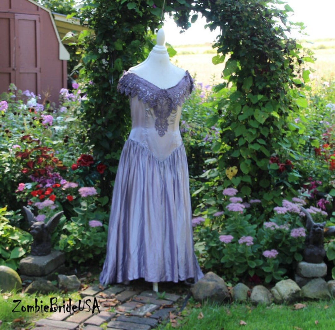 Halloween Wedding Dress, Victorian Gothic Bridal Gown, ZOMBIE BRIDE ...