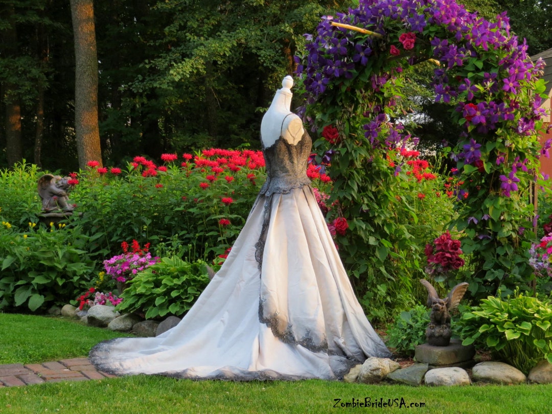 GOTHIC Bridal Gown, GHOST BRIDE, Vintage Ghost Bridal Gown, Corpse ...