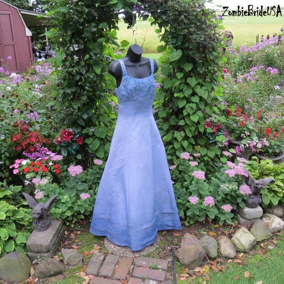 Corpse Bridal Gown, Emily Corpse Bride dress, Tim Bur… - Gem