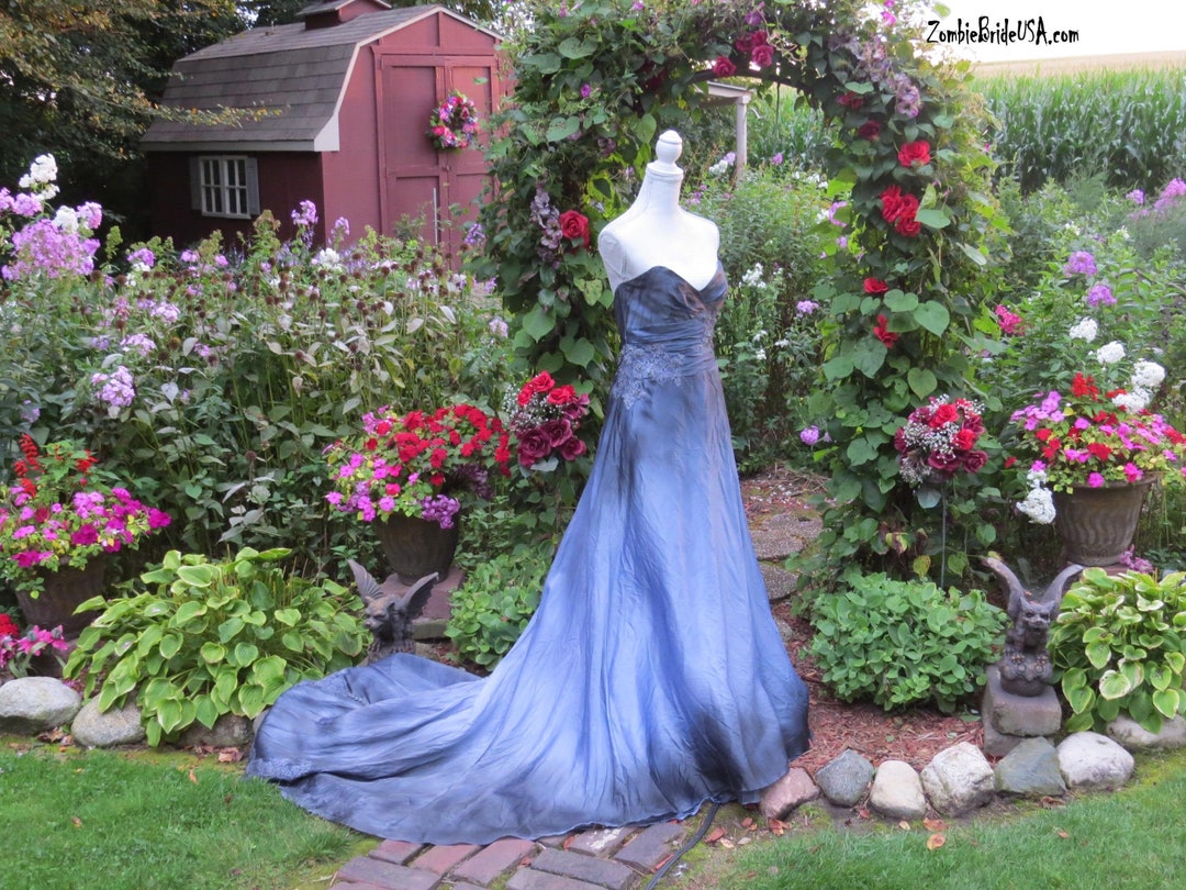 CORPSE Bridal Gown, Wedding Dress, Fit and Flare Wedding Dress, Tim ...