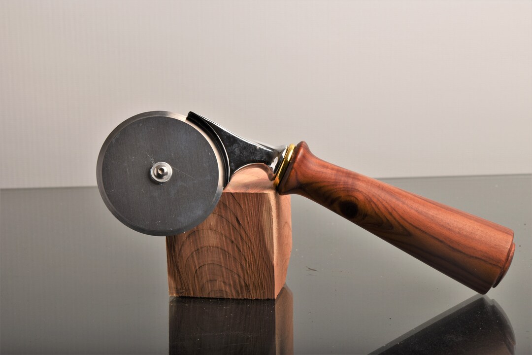 Pizza Cutter 60 Mm, Premium Pizza Cutter, Handle Santos Rosewood ...