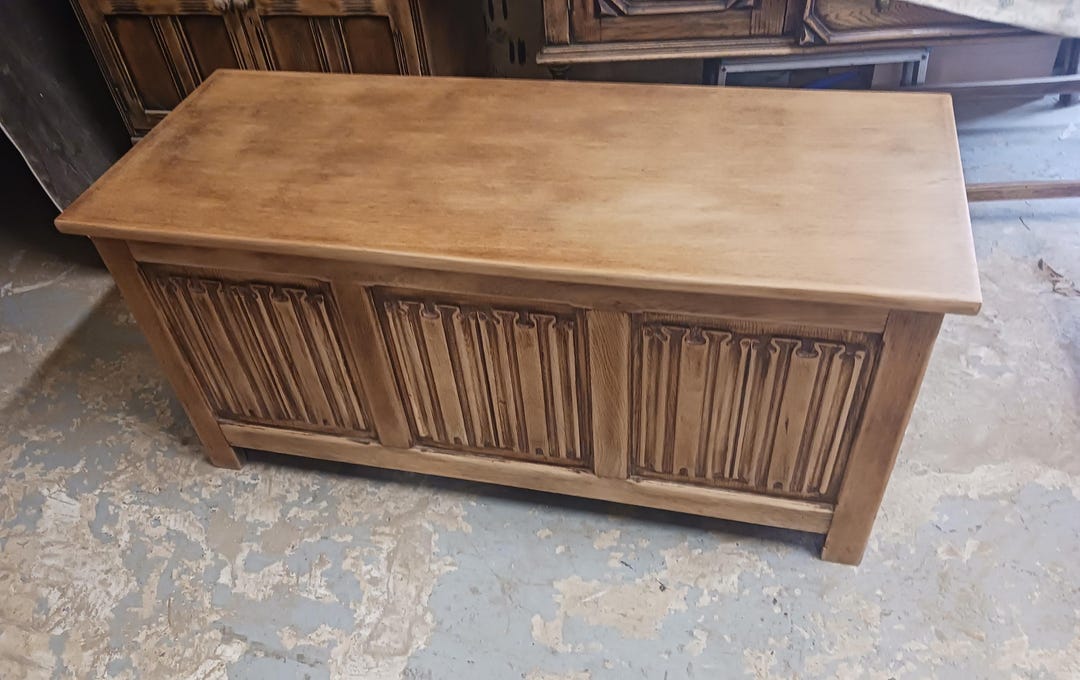 Large Stripped Oak Linenfold Blanket Box. - Etsy