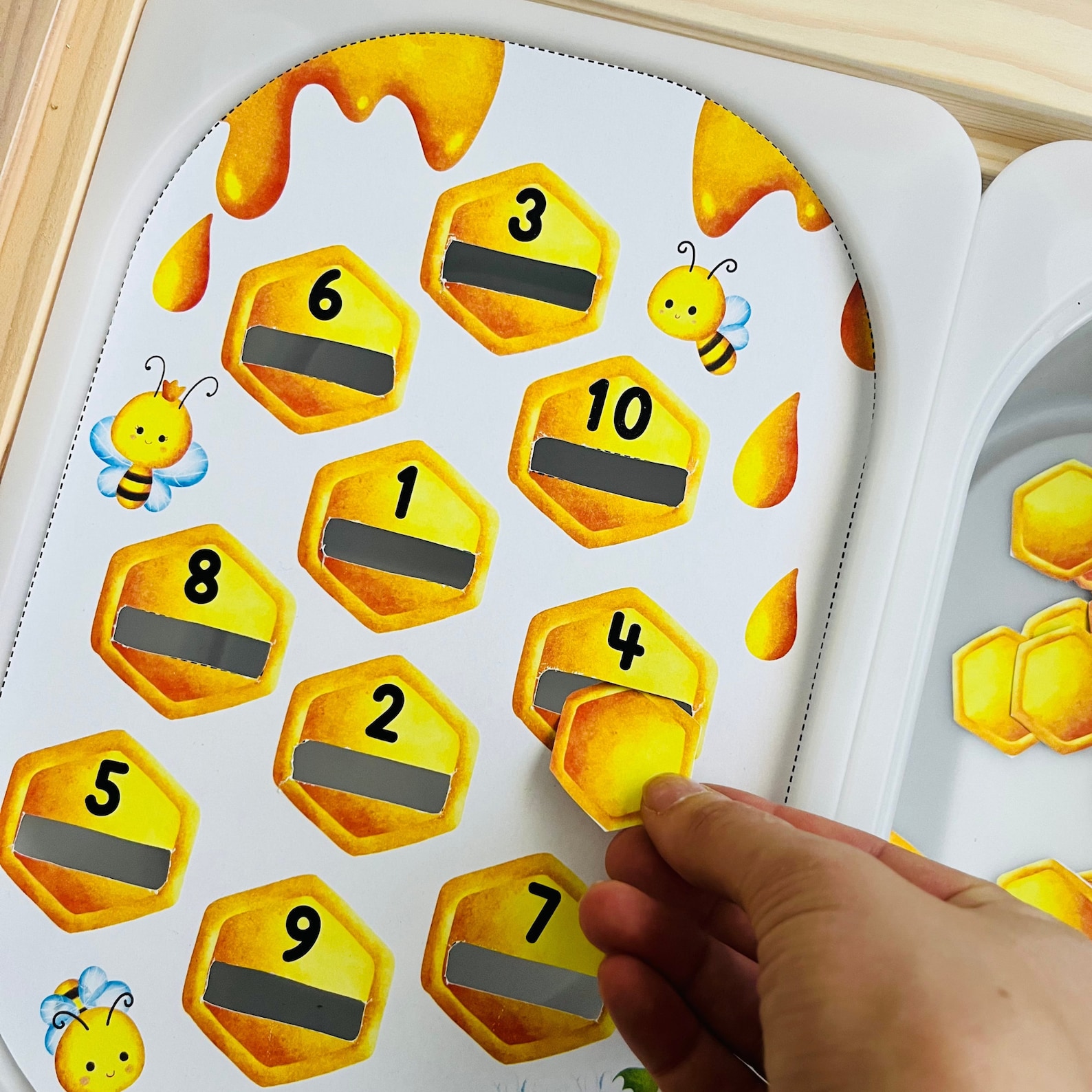 Bees Counting Flisat Insert, Preschool Sensory Play (digital Download ...