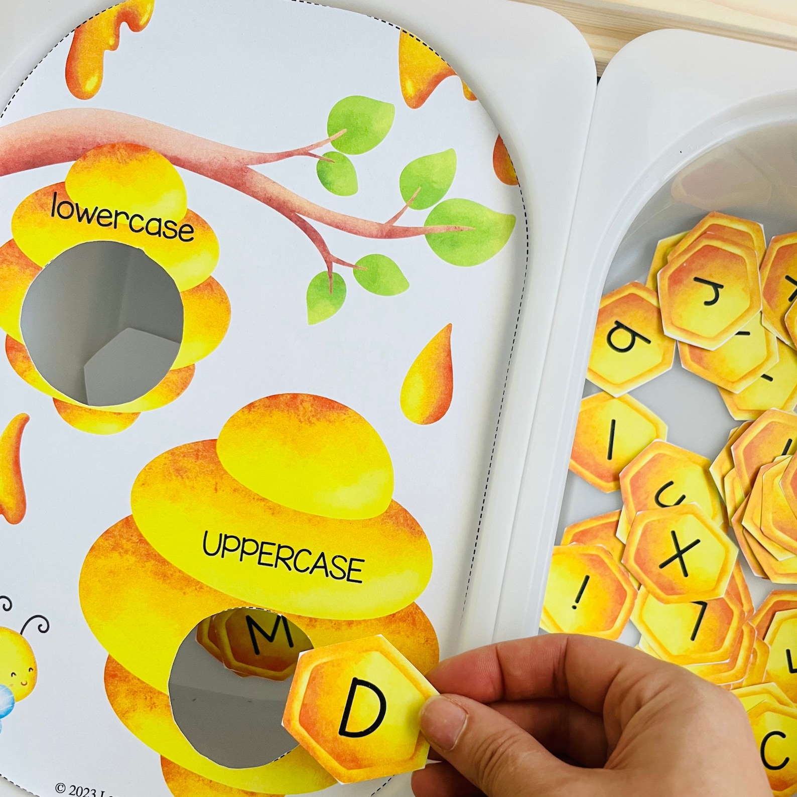 Bees Letters Sorting Flisat Insert, Preschool Literacy (PDF Pattern) - Etsy