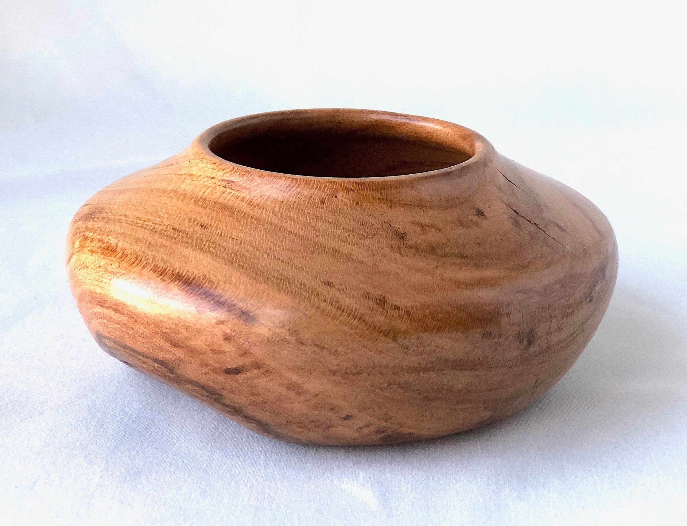 Small Rustic White Cedar Wood Bowl - Etsy