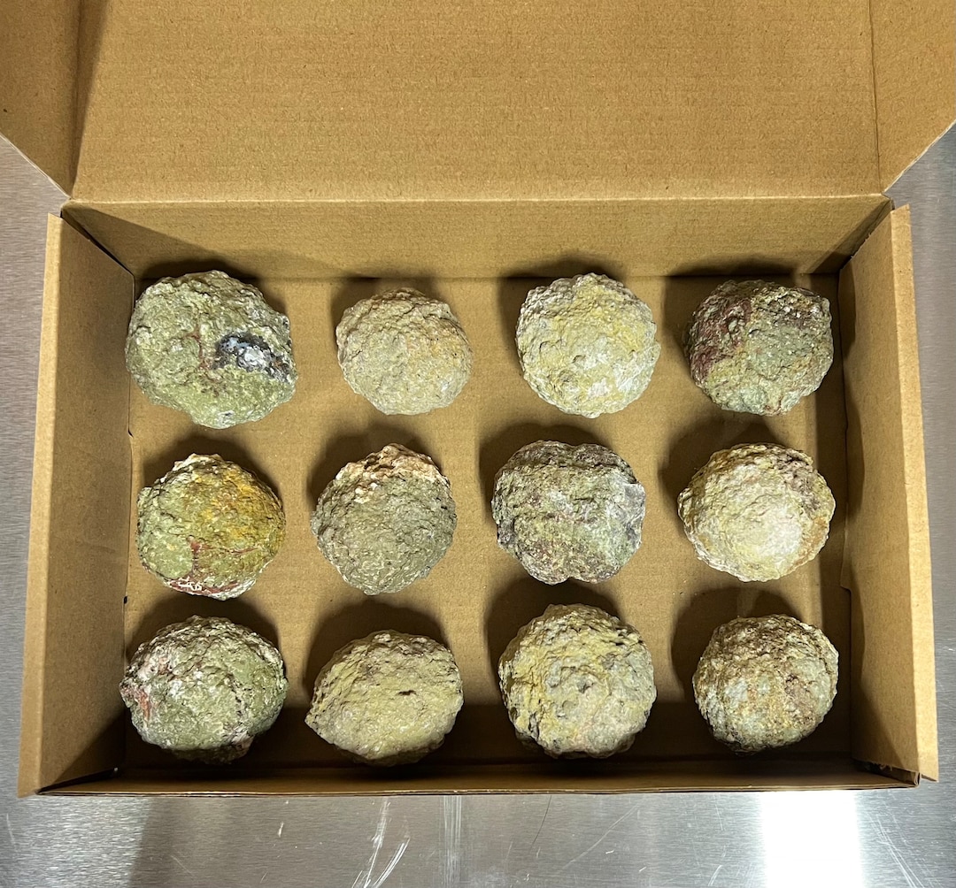 Thundereggs 12 Uncut Walnut to Golfball Sized From Mcdermitt Oregon - Etsy