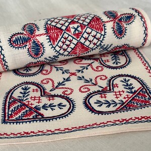 Hand Printed Swedish Table Runner With Embroidery Pattern. - Etsy